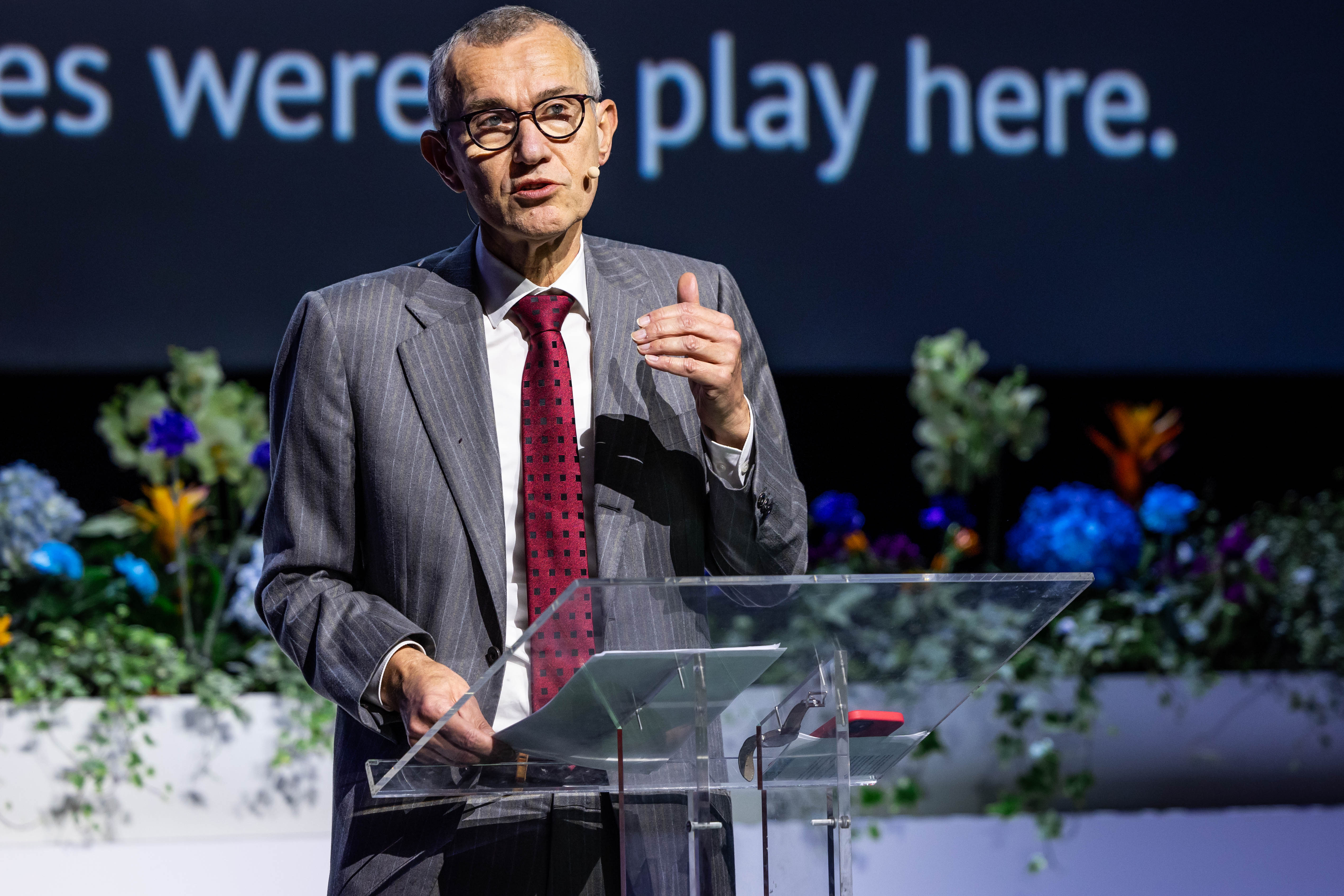 Gallery - Theegg : Theegg